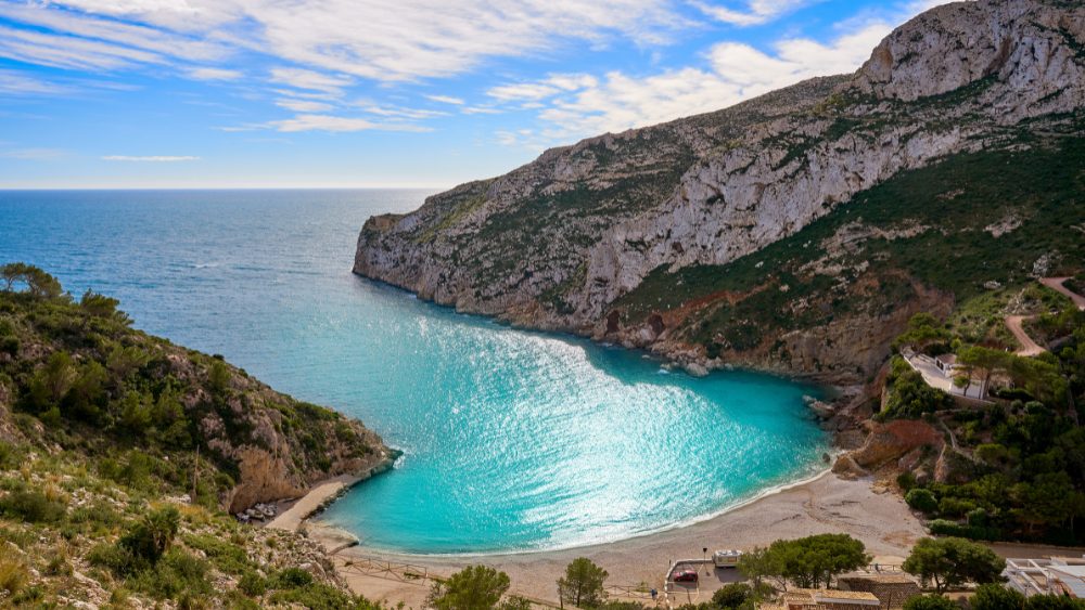 The 5 best beaches in Alicante - Top Gear Mobility